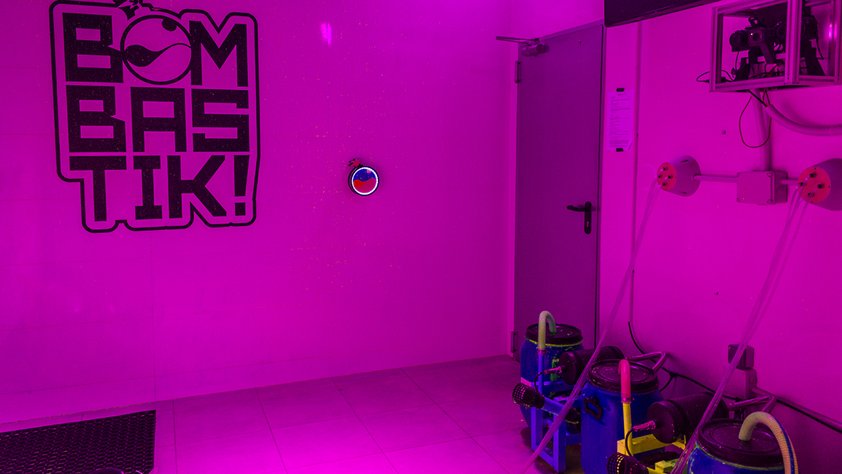 Bombastik y su explosión de color – Hoy Madrid